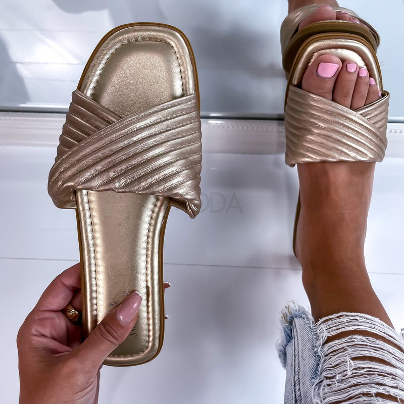 Zlaté šľapky | iMODA.sk