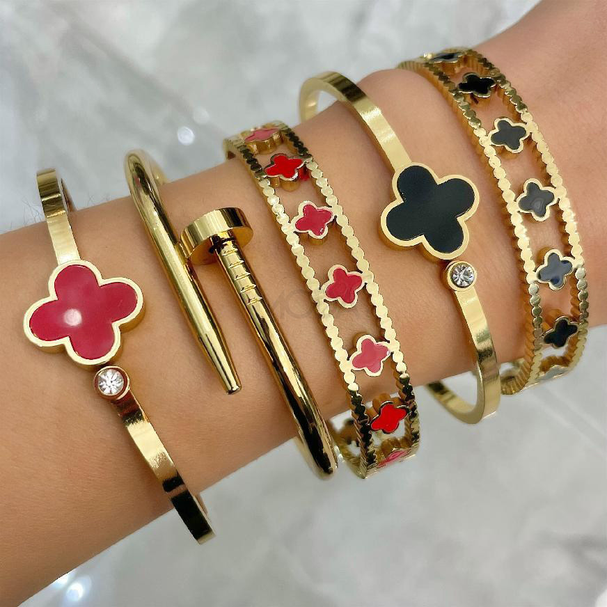 Dámsky oceľový náramok | iMODA.sk